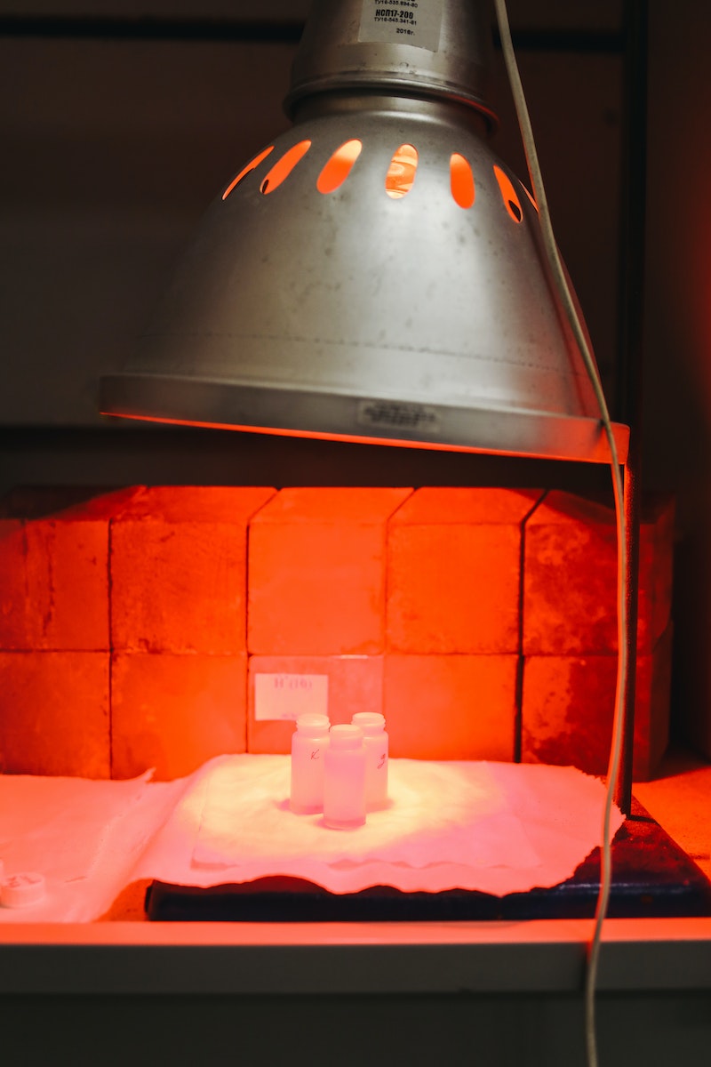 Far Infrared VS Near Infrared Sauna - Castia Wellness